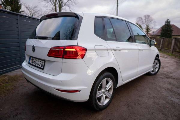 Balts Volkswagen Golf Sportsvan 2014 Kauņa, ar dzinēja tilpumu 1.60 L un nobraukumu 291 tūkst. km par 7150 €, foto 3 vietnē AUTOMOTO.COM.LV