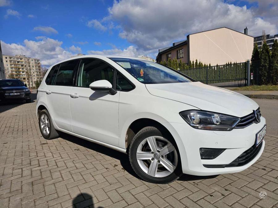 Balts Volkswagen Golf Sportsvan 2014 Kauņa, ar dzinēja tilpumu 1.60 L un nobraukumu 300 tūkst. km par 6450 €, foto 18 vietnē AUTOMOTO.COM.LV