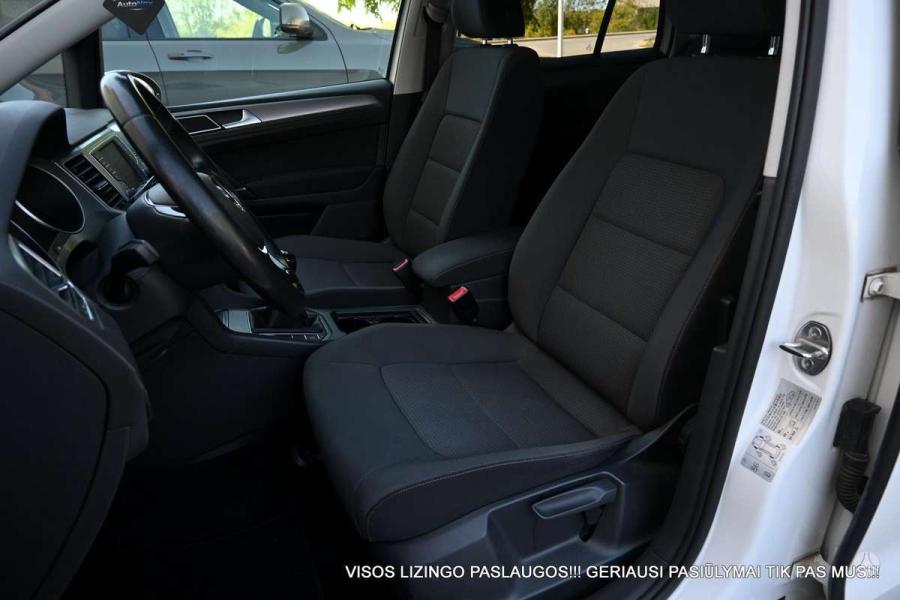 Balts Volkswagen Golf Sportsvan 2017 Kretinga, ar dzinēja tilpumu 1.60 L un nobraukumu 145 tūkst. km par 7999 €, foto 19 vietnē AUTOMOTO.COM.LV