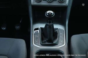 Balts Volkswagen Golf Sportsvan 2017 Kretinga, ar dzinēja tilpumu 1.60 L un nobraukumu 145 tūkst. km par 7999 €, foto 30 vietnē AUTOMOTO.COM.LV