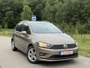 Dzeltens Volkswagen Golf Sportsvan 2015 Viļņa, ar dzinēja tilpumu 1.60 L un nobraukumu 189 tūkst. km par 7300 €, foto  vietnē AUTOMOTO.COM.LV