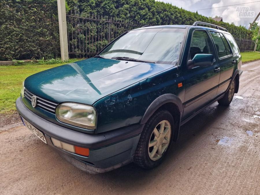 Фольксваген Гольф 1995 в Укмерге, объемом двигателя 1.90 л и пробегом 240 тыс. км за 530 €, фото 3 на AUTOMOTO.COM.LV