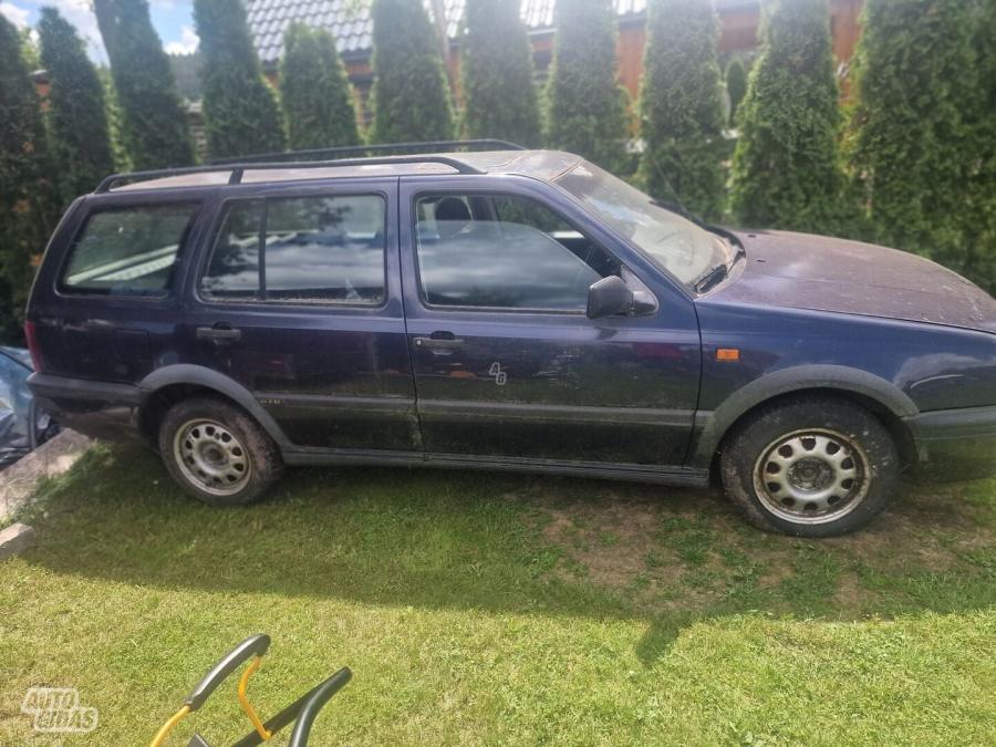Volkswagen Golf 1995 Anykščiai, ar dzinēja tilpumu 1.90 L un nobraukumu 220 tūkst. km par 299 €, foto 5 vietnē AUTOMOTO.COM.LV