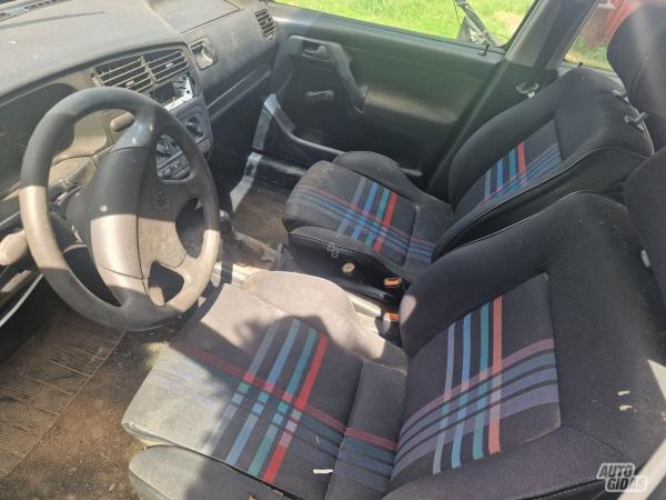 Volkswagen Golf 1995 in Anyksciai, with an engine capacity of 1.90 L and mileage of 220 thousand km for 299 €, photo 7 on AUTOMOTO.COM.LV