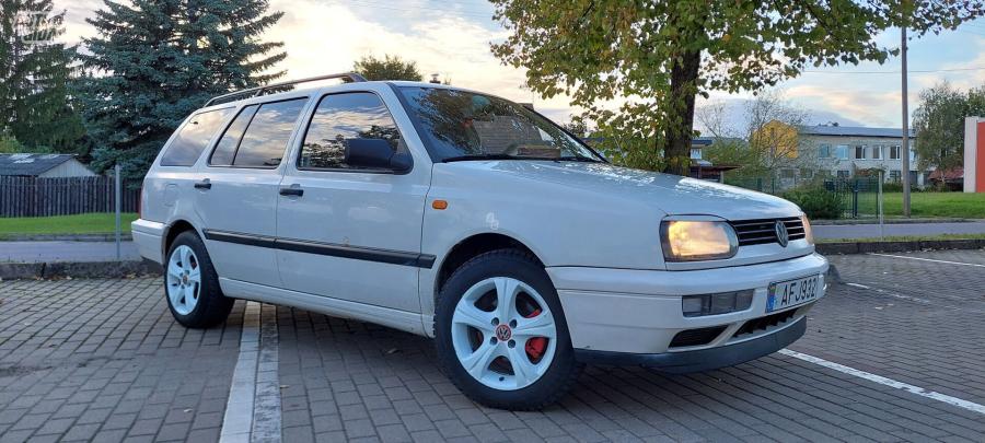 Фольксваген Гольф 1996 в Каунас, объемом двигателя 1.90 л и пробегом 17 тыс. км за 1400 €, фото 3 на AUTOMOTO.COM.LV