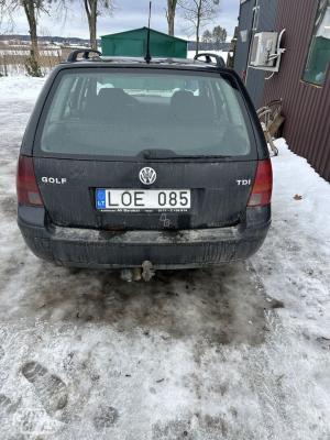 Volkswagen Golf 1999 in Prienai, with an engine capacity of 1.90 L and mileage of 401 thousand km for 999 €, photo 3 on AUTOMOTO.COM.LV