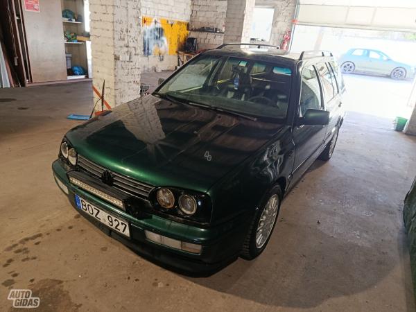 Volkswagen Golf 1999 Joniškis, ar dzinēja tilpumu 1.80 L un nobraukumu 400 tūkst. km par 900 €, foto 2 vietnē AUTOMOTO.COM.LV