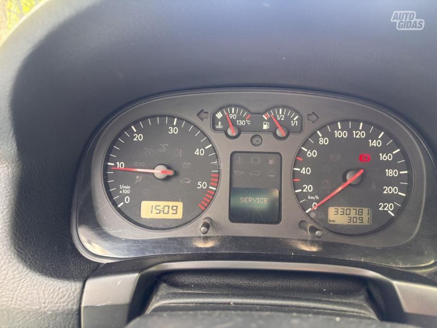 Volkswagen Golf 2000 in Kaunas, with an engine capacity of 1.90 L and mileage of 331 thousand km for 1400 €, photo 9 on AUTOMOTO.COM.LV