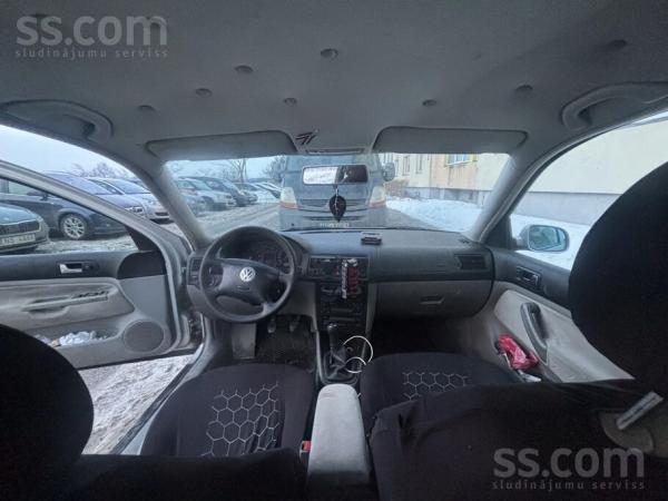 Фольксваген Гольф 2000 в Рига, объемом двигателя 1.60 л и пробегом 297 тыс. км за 1000 €, фото 10 на AUTOMOTO.COM.LV