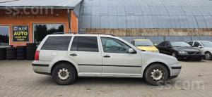 Volkswagen Golf 2000 in Valmiera, with an engine capacity of 1.60 L and mileage of 277 thousand km for 500 €, photo 3 on AUTOMOTO.COM.LV