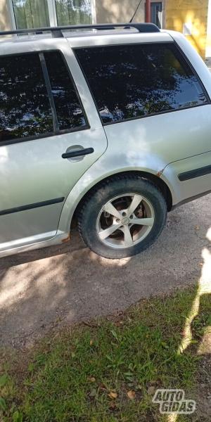 Volkswagen Golf 2000 Viļņa, ar dzinēja tilpumu 1.90 L un nobraukumu 376 tūkst. km par 350 €, foto 11 vietnē AUTOMOTO.COM.LV