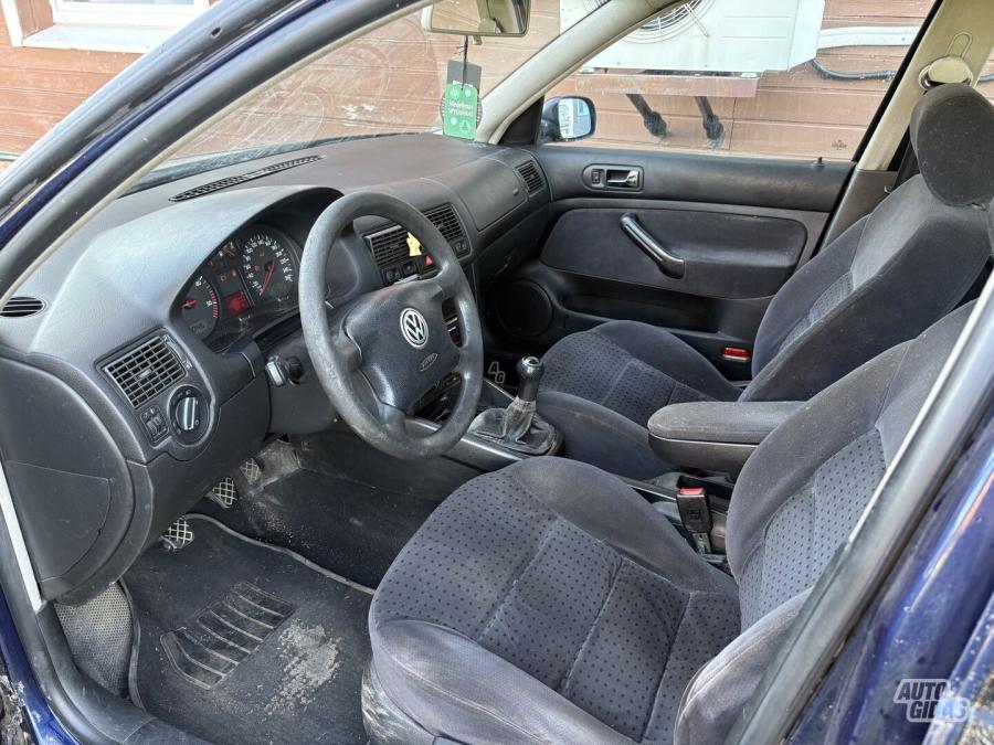 Volkswagen Golf 2000 Viļņa, ar dzinēja tilpumu 1.90 L un nobraukumu 272 tūkst. km par 600 €, foto 8 vietnē AUTOMOTO.COM.LV