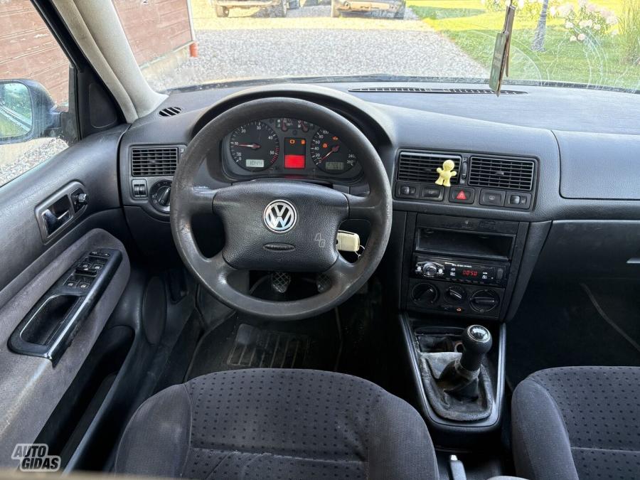 Volkswagen Golf 2000 Viļņa, ar dzinēja tilpumu 1.90 L un nobraukumu 272 tūkst. km par 600 €, foto 13 vietnē AUTOMOTO.COM.LV