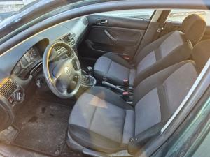 Volkswagen Golf 2000 Biržai, ar dzinēja tilpumu 1.90 L un nobraukumu 365 tūkst. km par 750 €, foto 9 vietnē AUTOMOTO.COM.LV