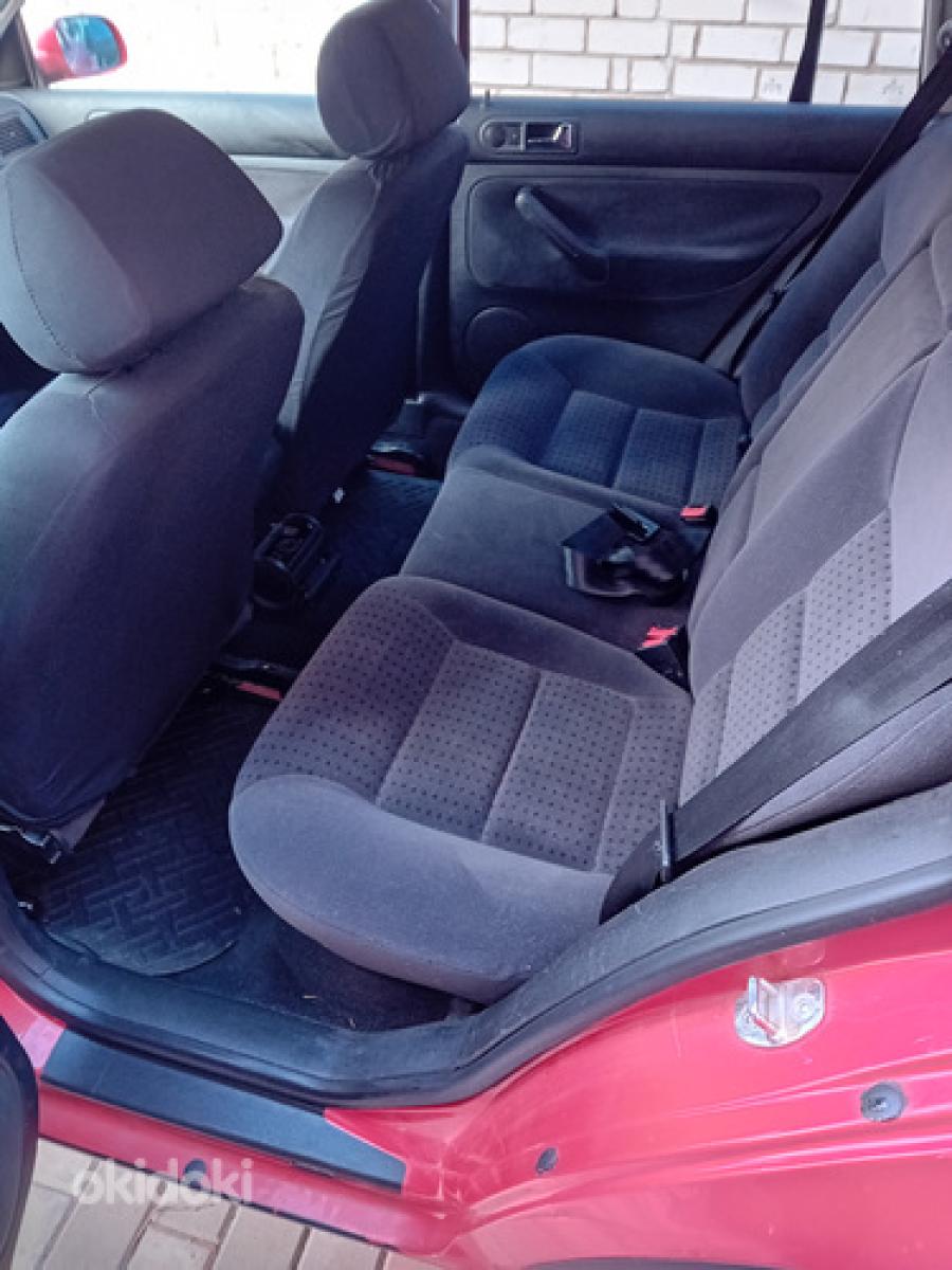 Volkswagen Golf 2000 in Johvi, with an engine capacity of 1.90 L and mileage of 318 thousand km for 2500 €, photo 9 on AUTOMOTO.COM.LV