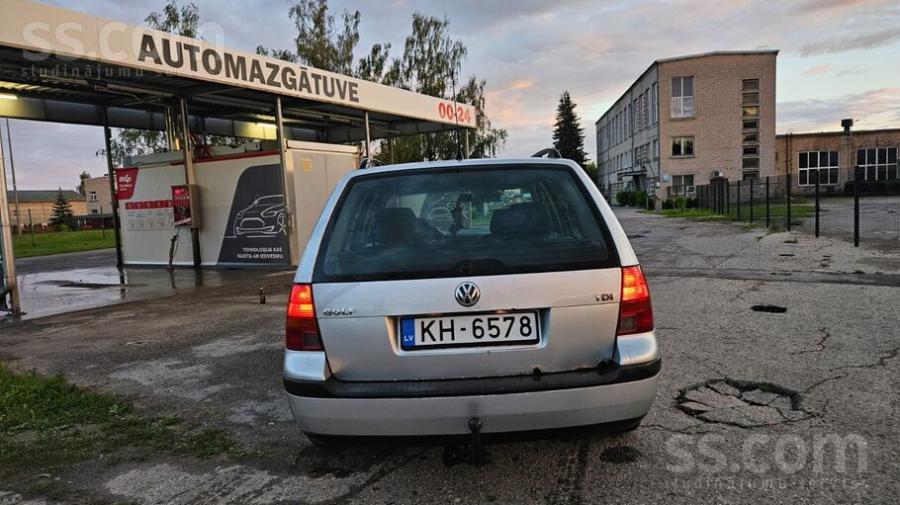 Volkswagen Golf 2001 in Madona, with an engine capacity of 1.90 L and mileage of 345 thousand km for 950 €, photo 5 on AUTOMOTO.COM.LV