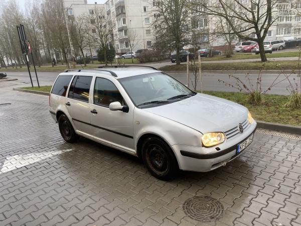 Volkswagen Golf 2001 Viļņa, ar dzinēja tilpumu 1.80 L un nobraukumu 300 tūkst. km par 390 €, foto 4 vietnē AUTOMOTO.COM.LV