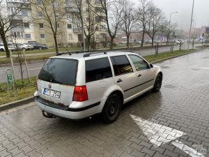 Volkswagen Golf 2001 in Vilnius, with an engine capacity of 1.80 L and mileage of 300 thousand km for 390 €, photo 3 on AUTOMOTO.COM.LV