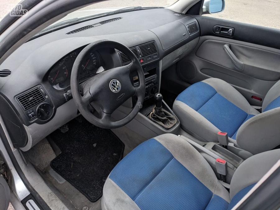 Volkswagen Golf 2001 Viļņa, ar dzinēja tilpumu 1.60 L un nobraukumu 288 tūkst. km par 1150 €, foto 9 vietnē AUTOMOTO.COM.LV