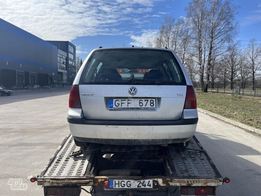 Volkswagen Golf 2001 Panevēža, ar dzinēja tilpumu 1.90 L un nobraukumu 283 tūkst. km par 420 €, foto 4 vietnē AUTOMOTO.COM.LV