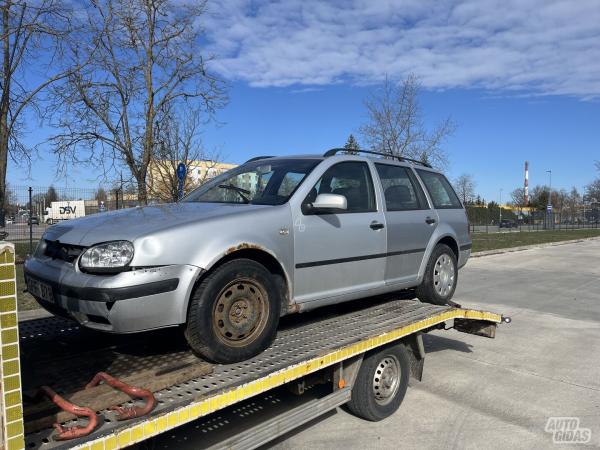 Volkswagen Golf 2001 in Panevezys, with an engine capacity of 1.90 L and mileage of 283 thousand km for 420 €, photo 5 on AUTOMOTO.COM.LV