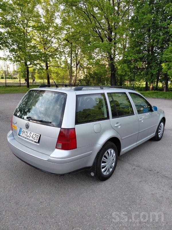 Volkswagen Golf 2001 Rīga, ar dzinēja tilpumu 1.60 L un nobraukumu 206 tūkst. km par 2090 €, foto 5 vietnē AUTOMOTO.COM.LV