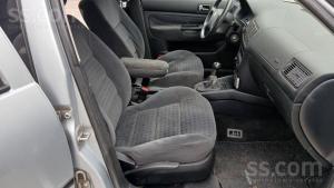 Volkswagen Golf 2001 in Ogre, with an engine capacity of 1.90 L and mileage of 310 thousand km for 2550 €, photo 14 on AUTOMOTO.COM.LV
