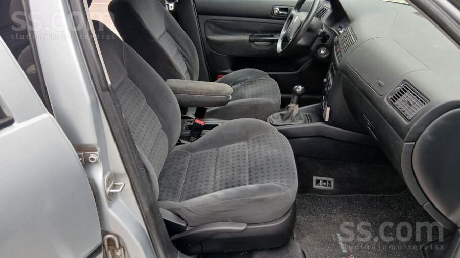 Volkswagen Golf 2001 in Ogre, with an engine capacity of 1.90 L and mileage of 310 thousand km for 2550 €, photo 14 on AUTOMOTO.COM.LV
