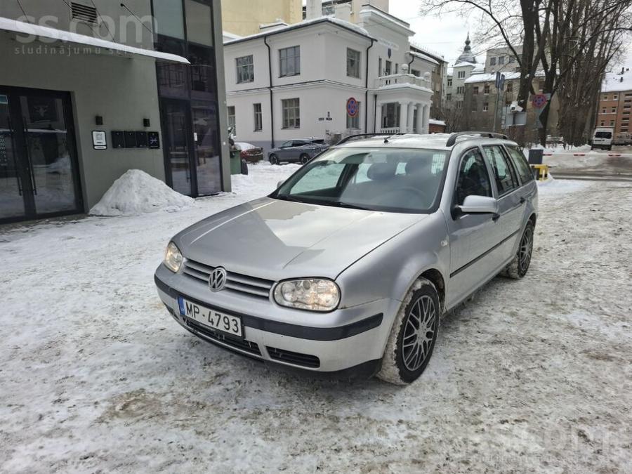 Фольксваген Гольф 2001 в Рига, объемом двигателя 1.60 л и пробегом 139 тыс. км за 1350 €, фото 1 на AUTOMOTO.COM.LV