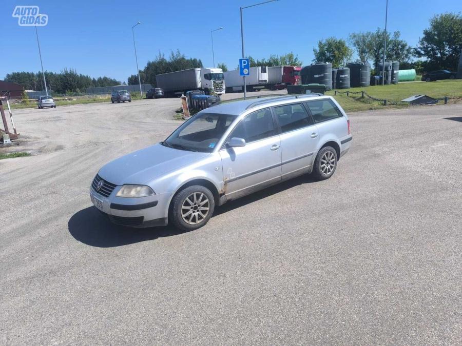 Volkswagen Golf 2001 in Kaunas, with an engine capacity of 1.90 L and mileage of 340 thousand km for 890 €, photo 3 on AUTOMOTO.COM.LV