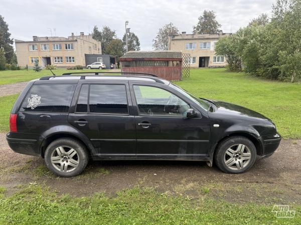 Фольксваген Гольф 2001 в Каунас на AUTOMOTO.COM.LV Фольксваген Гольф 2001 в Каунас, объемом двигателя 1.90 л и пробегом 394 тыс. км за 900 €, фото 3 на AUTOMOTO.COM.LV