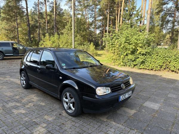 Фольксваген Гольф 2001 в Варена на AUTOMOTO.COM.LV Фольксваген Гольф 2001 в Варена, объемом двигателя 1.90 л и пробегом 320 тыс. км за 700 €, фото 4 на AUTOMOTO.COM.LV