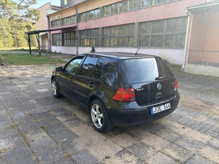 Фольксваген Гольф 2001 в Варена, объемом двигателя 1.90 л и пробегом 320 тыс. км за 700 €, фото 6 на AUTOMOTO.COM.LV