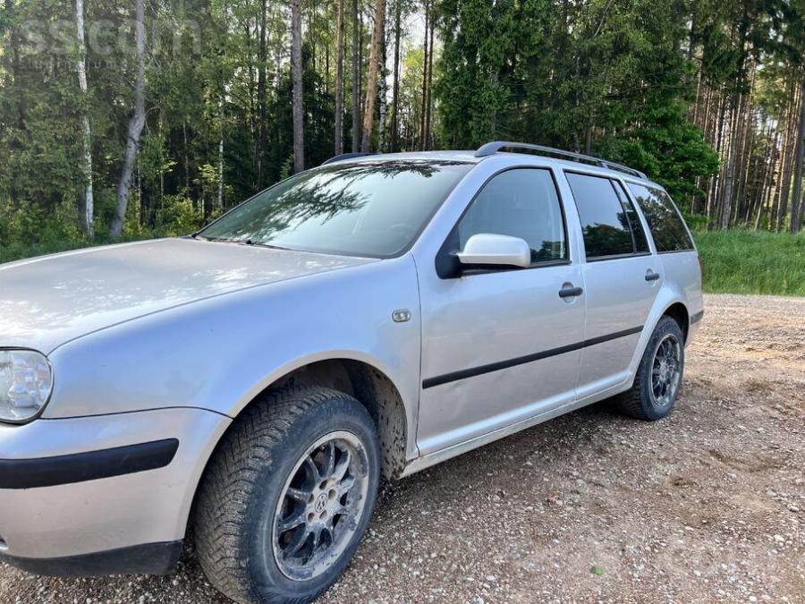 Volkswagen Golf 2002 in Liepaja, with an engine capacity of 1.90 L and mileage of 398 thousand km for 1100 €, photo 1 on AUTOMOTO.COM.LV