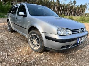Volkswagen Golf 2002 in Liepaja, with an engine capacity of 1.90 L and mileage of 398 thousand km for 1100 €, photo 4 on AUTOMOTO.COM.LV