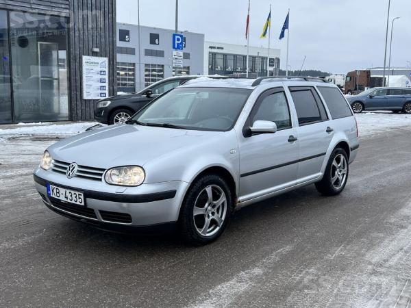 Volkswagen Golf 2002 Rīga, ar dzinēja tilpumu 1.60 L un nobraukumu 260 tūkst. km par 990 €, foto 5 vietnē AUTOMOTO.COM.LV