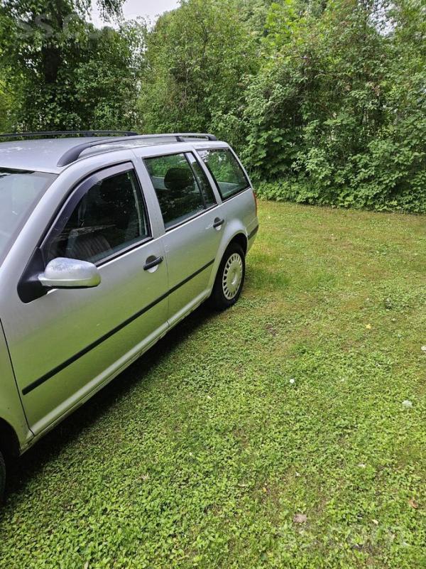 Volkswagen Golf 2002 Valmiera, ar dzinēja tilpumu 1.90 L un nobraukumu 413 tūkst. km par 1390 €, foto 4 vietnē AUTOMOTO.COM.LV