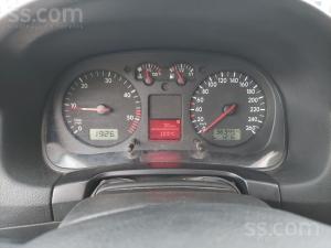 Volkswagen Golf 2002 in Daugavpils, with an engine capacity of 1.90 L and mileage of 363 thousand km for 700 €, photo 3 on AUTOMOTO.COM.LV