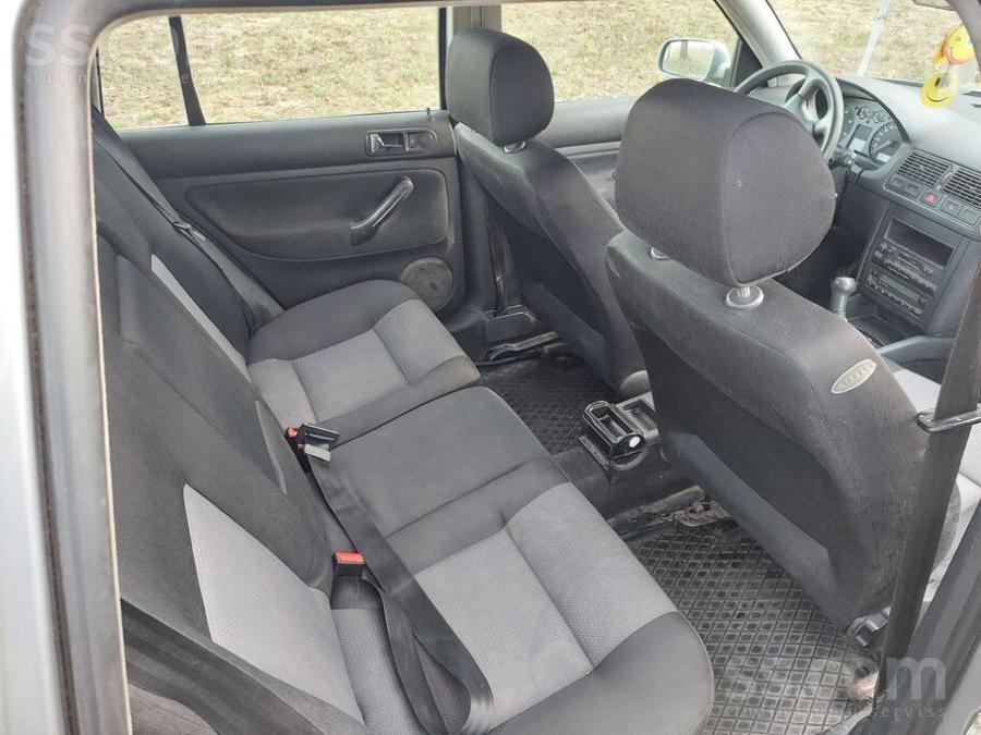 Volkswagen Golf 2002 in Daugavpils, with an engine capacity of 1.90 L and mileage of 363 thousand km for 700 €, photo 4 on AUTOMOTO.COM.LV