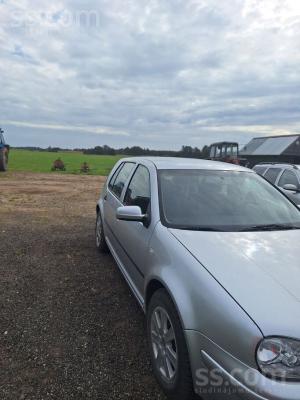 Volkswagen Golf 2002 Rēzekne, ar dzinēja tilpumu 1.90 L un nobraukumu 247 tūkst. km par 1500 €, foto 3 vietnē AUTOMOTO.COM.LV