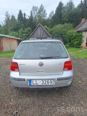 Volkswagen Golf 2002 Rēzekne, ar dzinēja tilpumu 1.90 L un nobraukumu 247 tūkst. km par 1500 €, foto 4 vietnē AUTOMOTO.COM.LV
