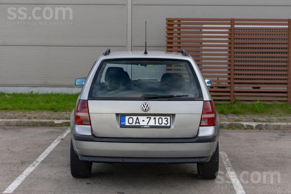 Volkswagen Golf 2003 Rīga, ar dzinēja tilpumu 1.90 L un nobraukumu 0 tūkst. km par 2495 €, foto 5 vietnē AUTOMOTO.COM.LV