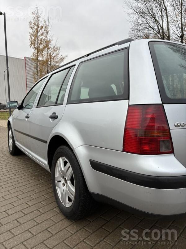 Volkswagen Golf 2003 Rīga, ar dzinēja tilpumu 1.90 L un nobraukumu 307 tūkst. km par 1350 €, foto 8 vietnē AUTOMOTO.COM.LV