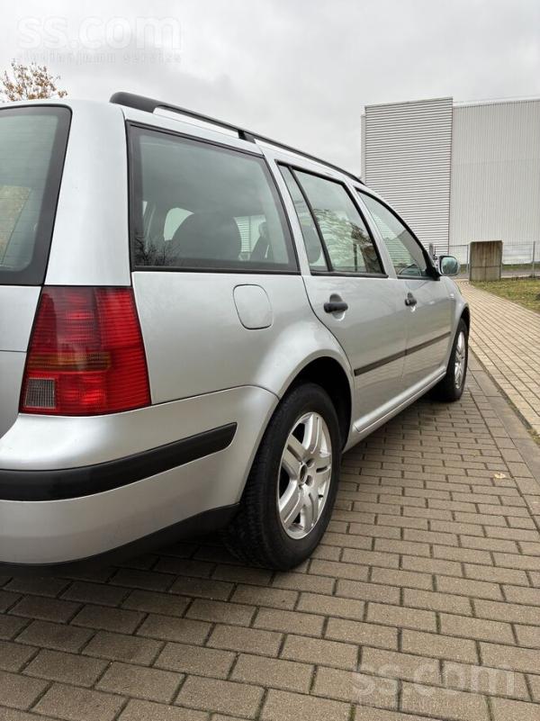 Volkswagen Golf 2003 Rīga, ar dzinēja tilpumu 1.90 L un nobraukumu 307 tūkst. km par 1350 €, foto 9 vietnē AUTOMOTO.COM.LV