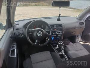 Volkswagen Golf 2003 in Ogre, with an engine capacity of 1.90 L and mileage of 389 thousand km for 1300 €, photo 7 on AUTOMOTO.COM.LV
