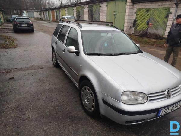 Volkswagen Golf 2003 Rīga, ar dzinēja tilpumu 1.60 L un nobraukumu 237 tūkst. km par 550 €, foto 5 vietnē AUTOMOTO.COM.LV