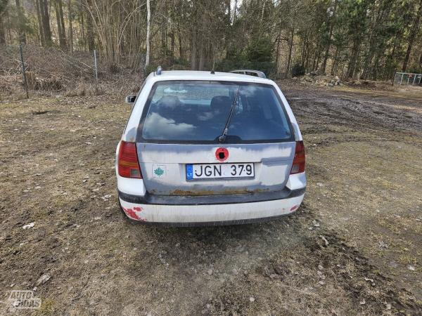 Volkswagen Golf 2003 Prienai, ar dzinēja tilpumu 1.90 L un nobraukumu 333 tūkst. km par 350 €, foto 5 vietnē AUTOMOTO.COM.LV