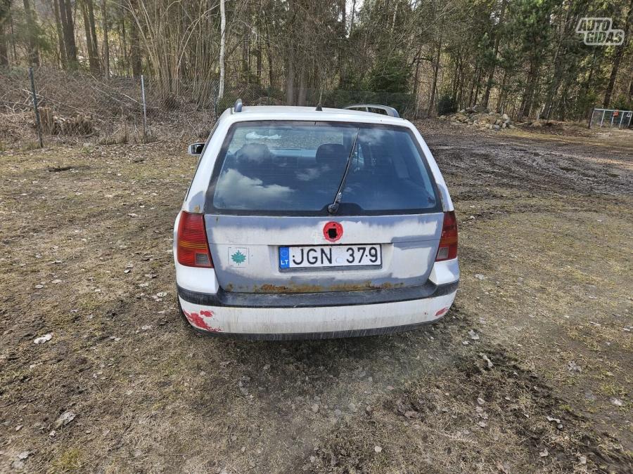 Volkswagen Golf 2003 in Prienai, with an engine capacity of 1.90 L and mileage of 343 thousand km for 300 €, photo 5 on AUTOMOTO.COM.LV