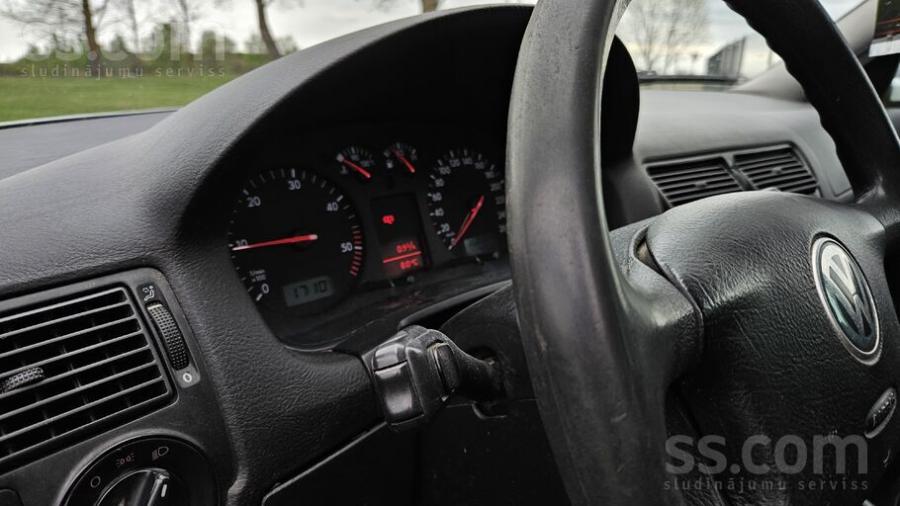 Volkswagen Golf 2003 Aizkraukle, ar dzinēja tilpumu 1.90 L un nobraukumu 360 tūkst. km par 1450 €, foto 8 vietnē AUTOMOTO.COM.LV