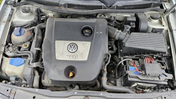 Volkswagen Golf 2003 Aizkraukle, ar dzinēja tilpumu 1.90 L un nobraukumu 360 tūkst. km par 1450 €, foto 8 vietnē AUTOMOTO.COM.LV